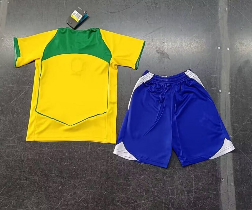 Brazil 2004 Kids Kit - Premier Retros