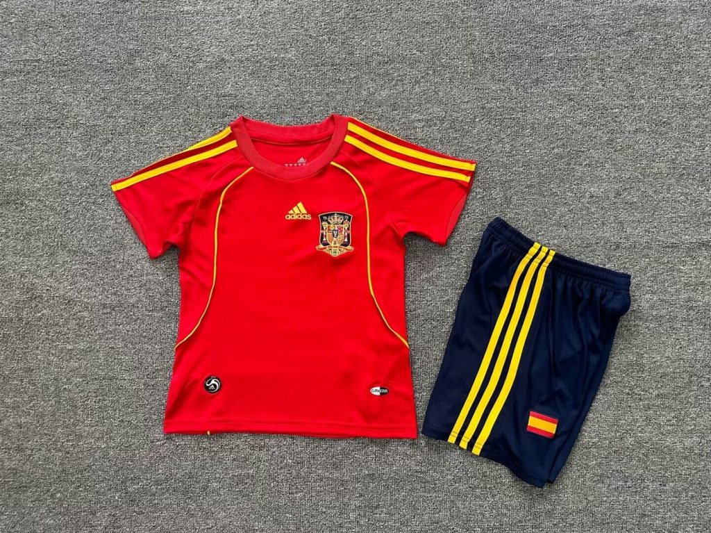 Spain 2008 Home Kids Kit - Premier Retros